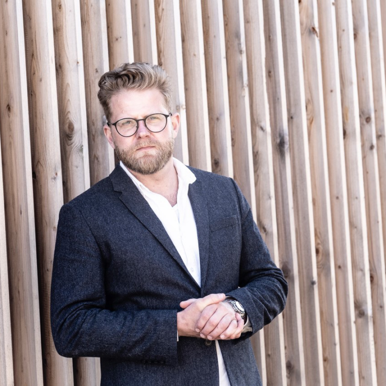 Oplev – Trends & Traditions